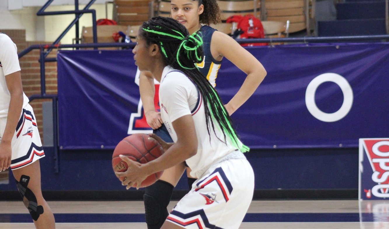 Women's Basketball Concludes Season with Hard-Fought Battle Against UNT ...