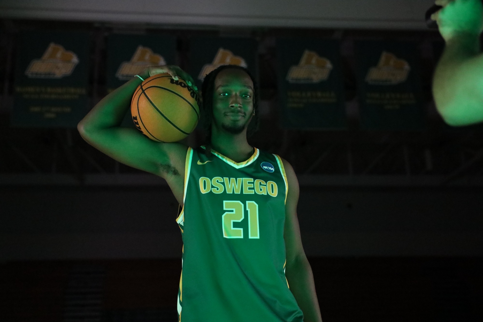 Cartier Bowman - Men's Basketball - Oswego State Athletics