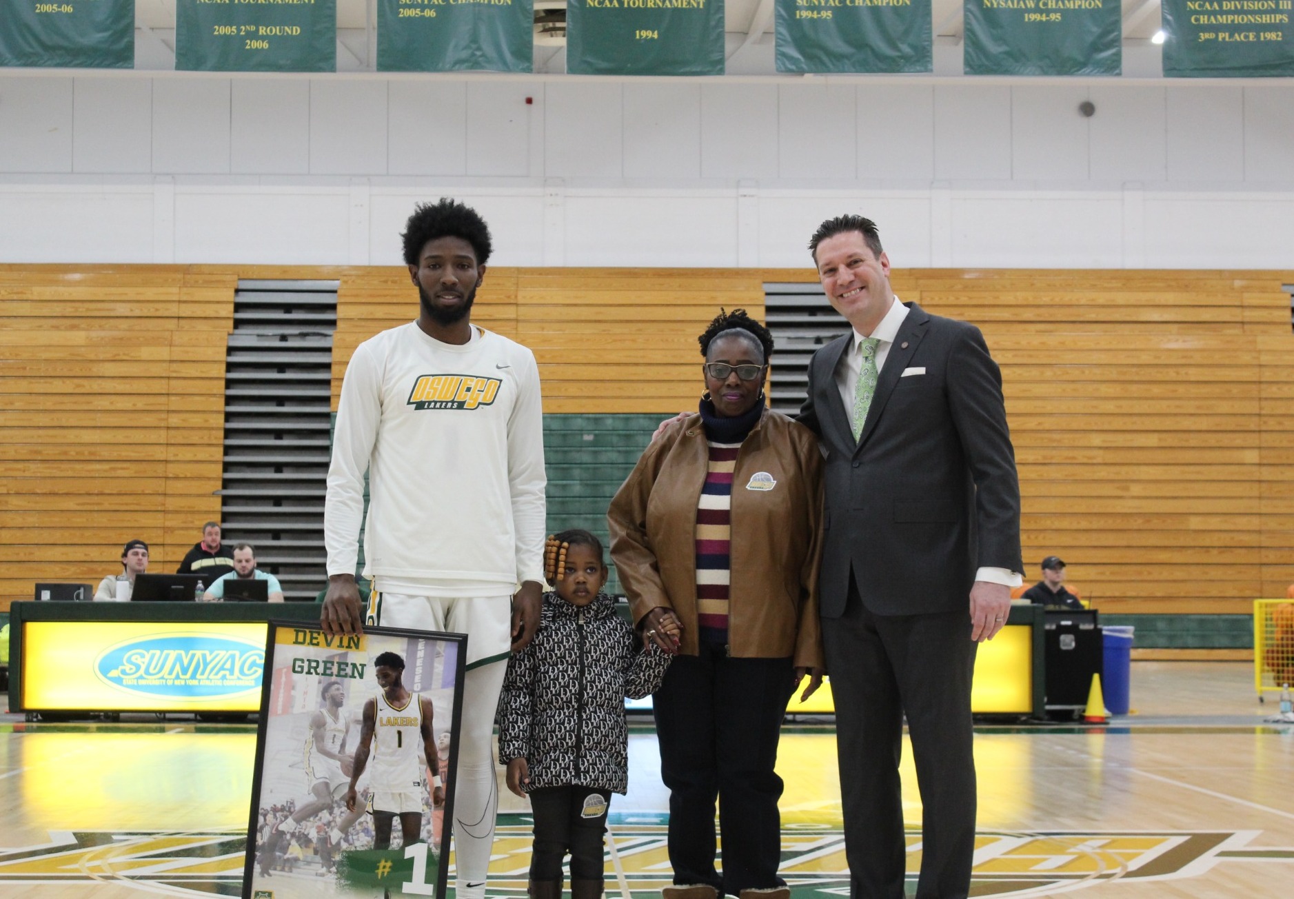 Devin Green - Men's Basketball - Oswego State Athletics