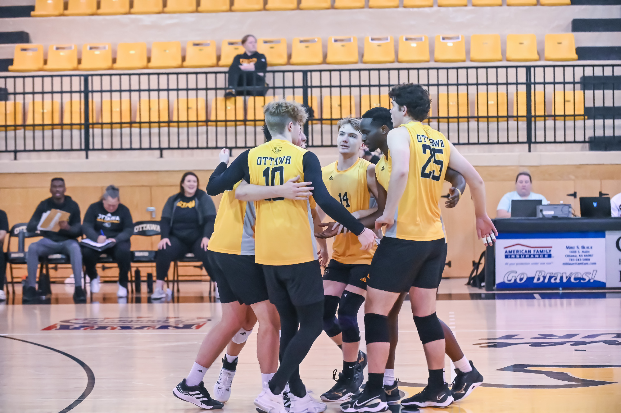 Braves Open GPAC Play at Morningside - Ottawa University