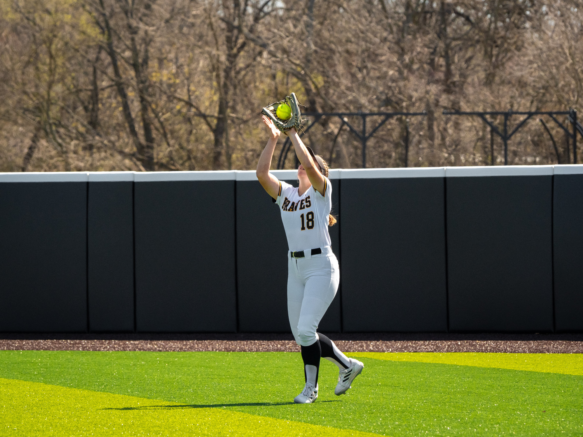 (25) Softball Takes Two From (RV) Avila - Ottawa University