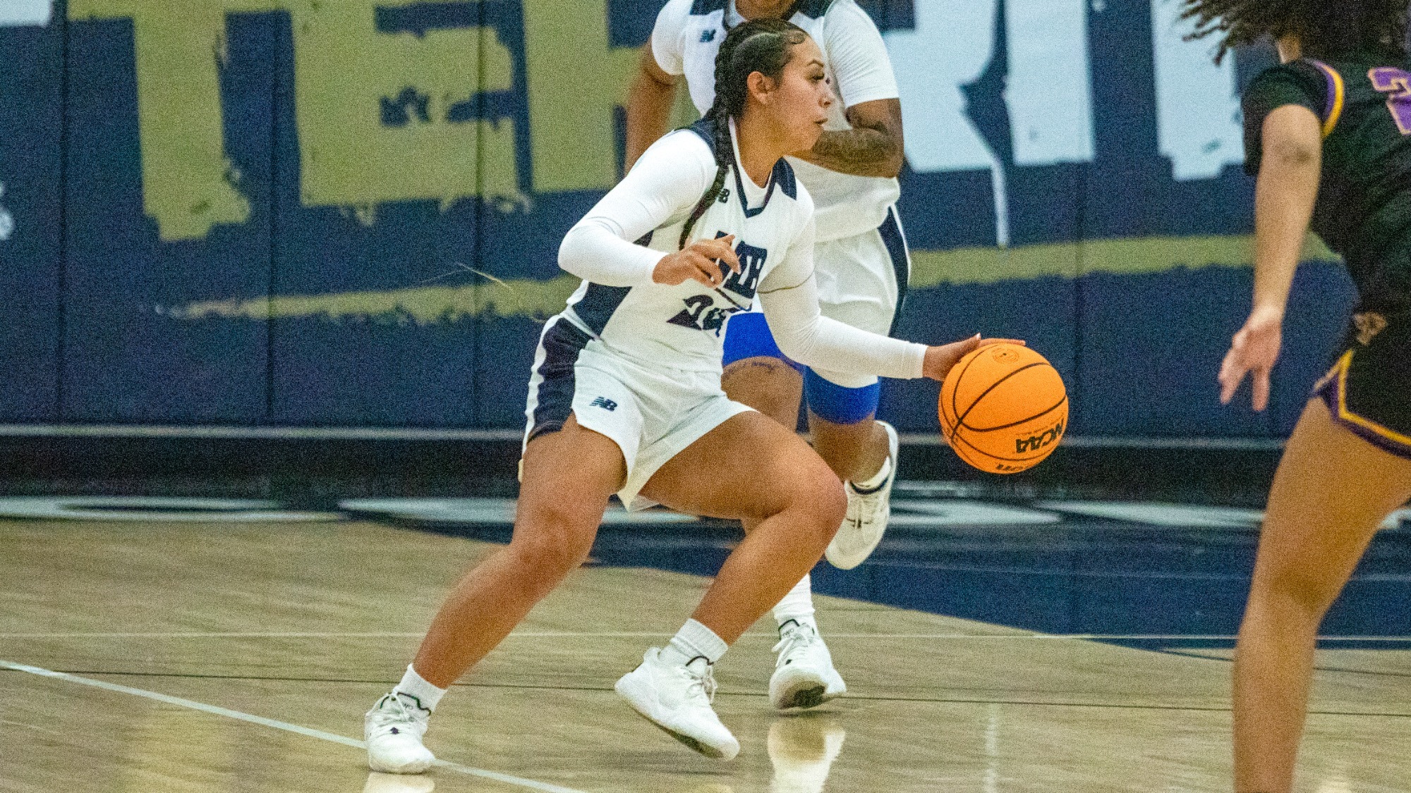 Emily Perez - Women's Basketball - CSU Monterey Bay Athletics