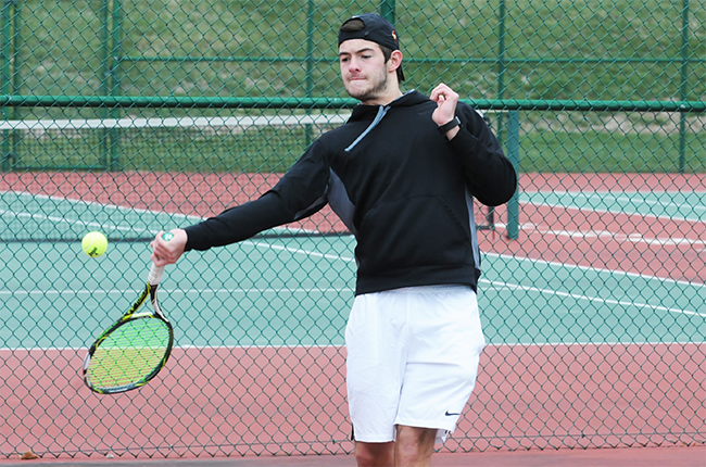 Logan Sullivan - 2017-18 - Men's Tennis - Otterbein University Athletics