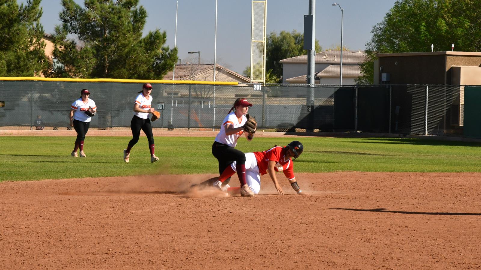 Amanda Almond - Softball - OUAZ Athletics