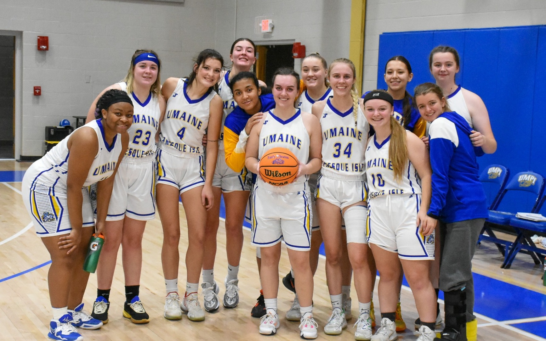 Wheaton Scores her 1,000th Point as the Owls Win Big vs the Terriers ...