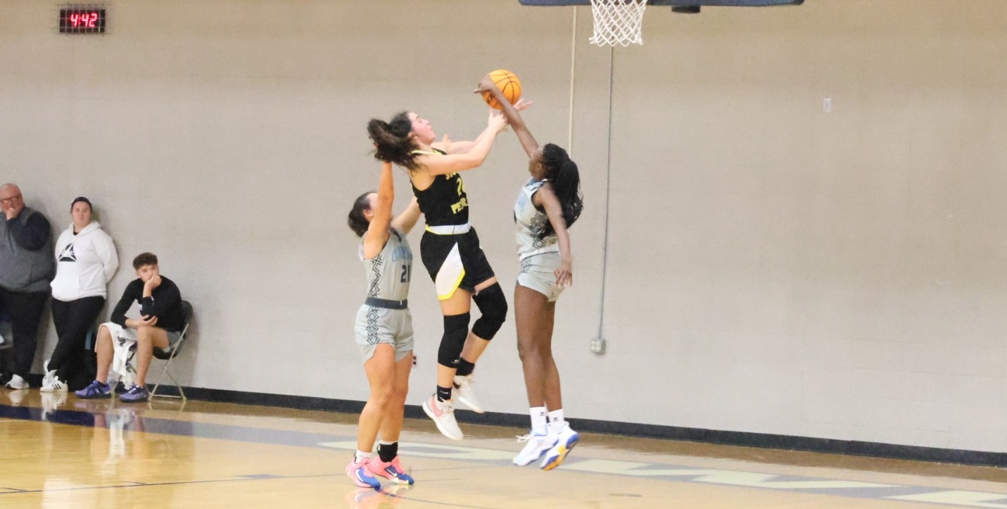 Owls women’s basketball steps 2023-24 off on the right foot in 66-59 ...