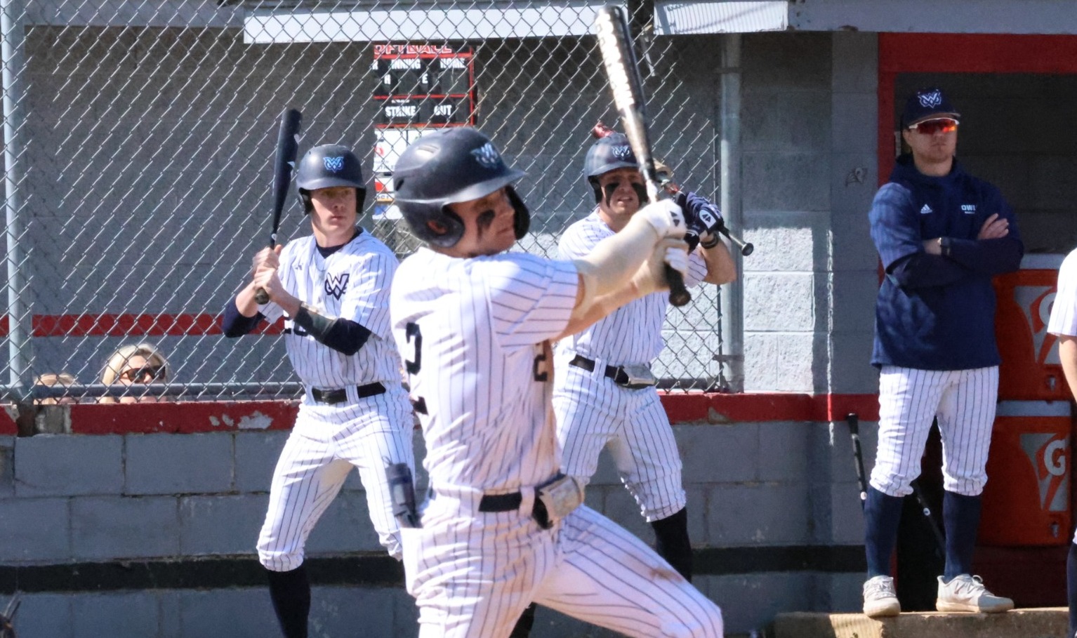 Owls have one get away in extras at Rhodes - Mississippi University for ...