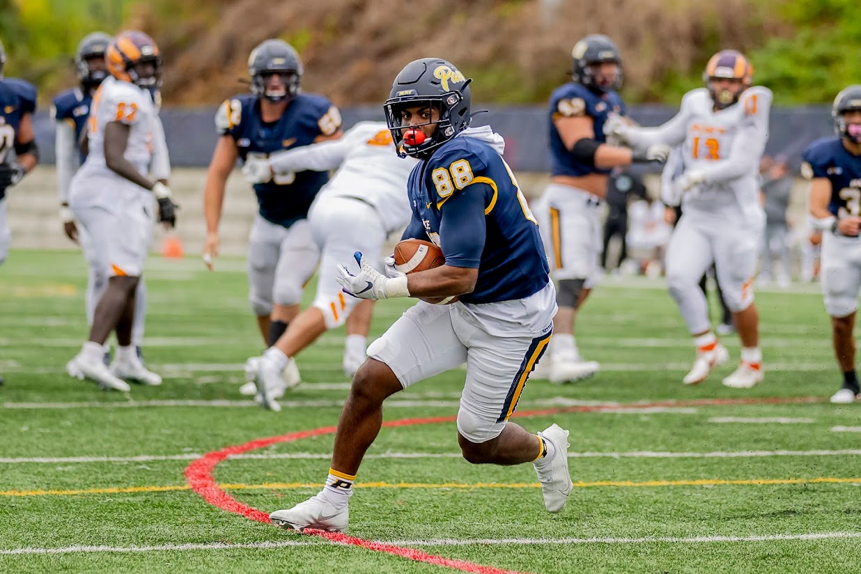 Franklin Castillo Diaz - 2022 - Football - Pace University Athletics