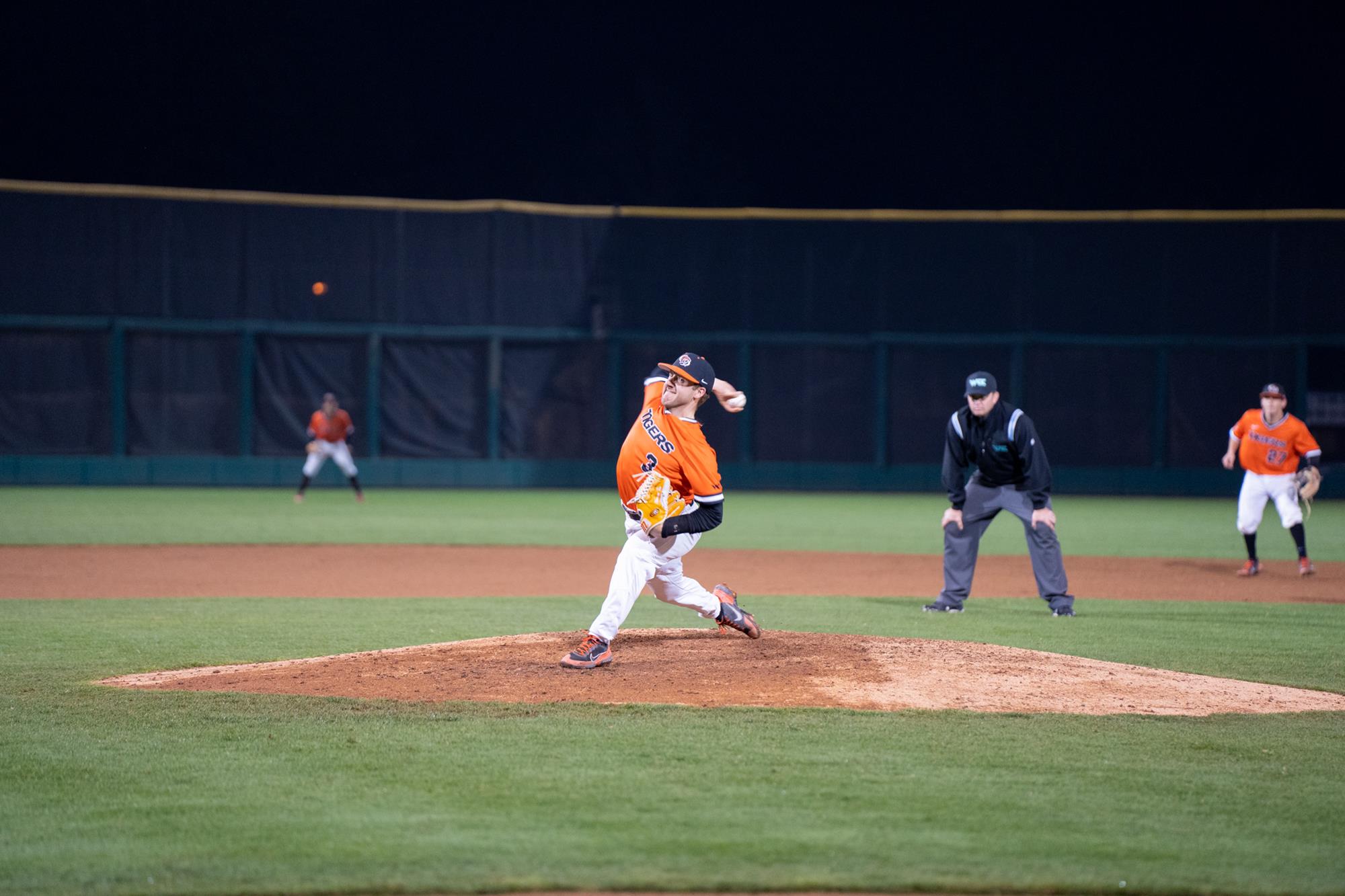 Tigers Take on UC Davis Tuesday Afternoon - University of the Pacific