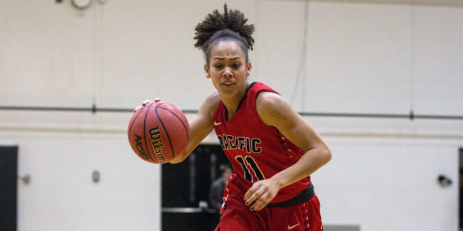 Kaela Collins - Women's Basketball - Pacific University Athletics