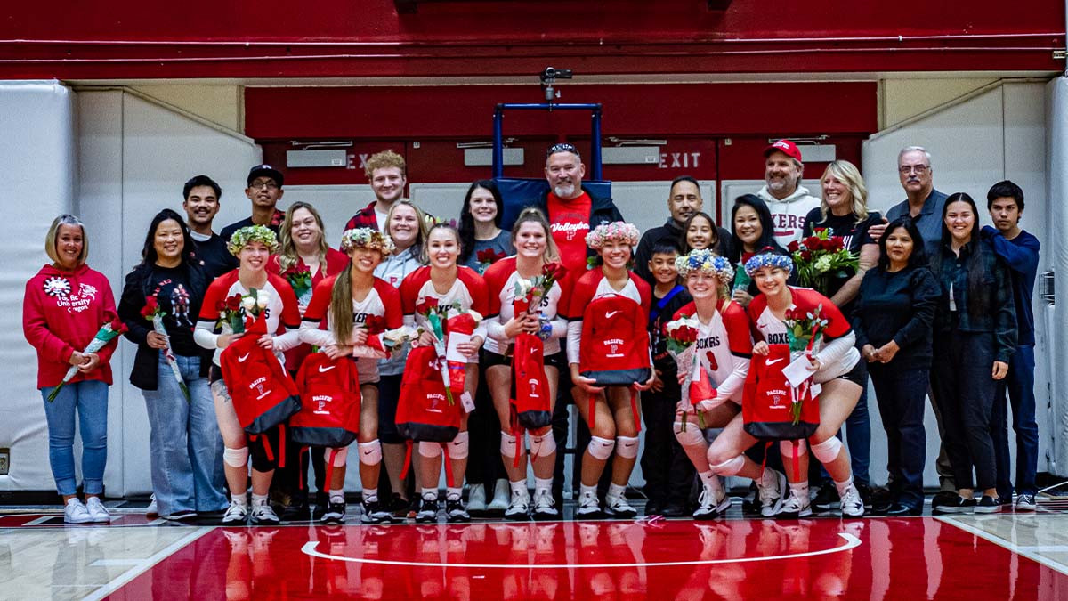 Pacific Honors Seven Boxers on Senior Night - Pacific University Athletics
