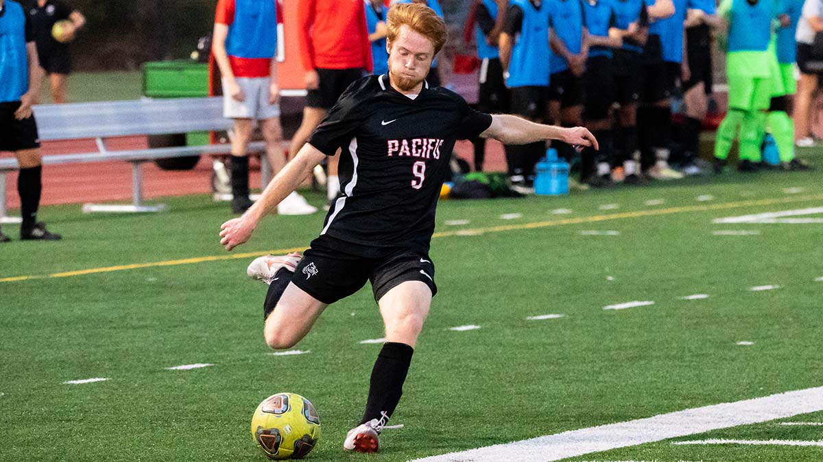 Nico Allen - Men's Soccer - Pacific University Athletics