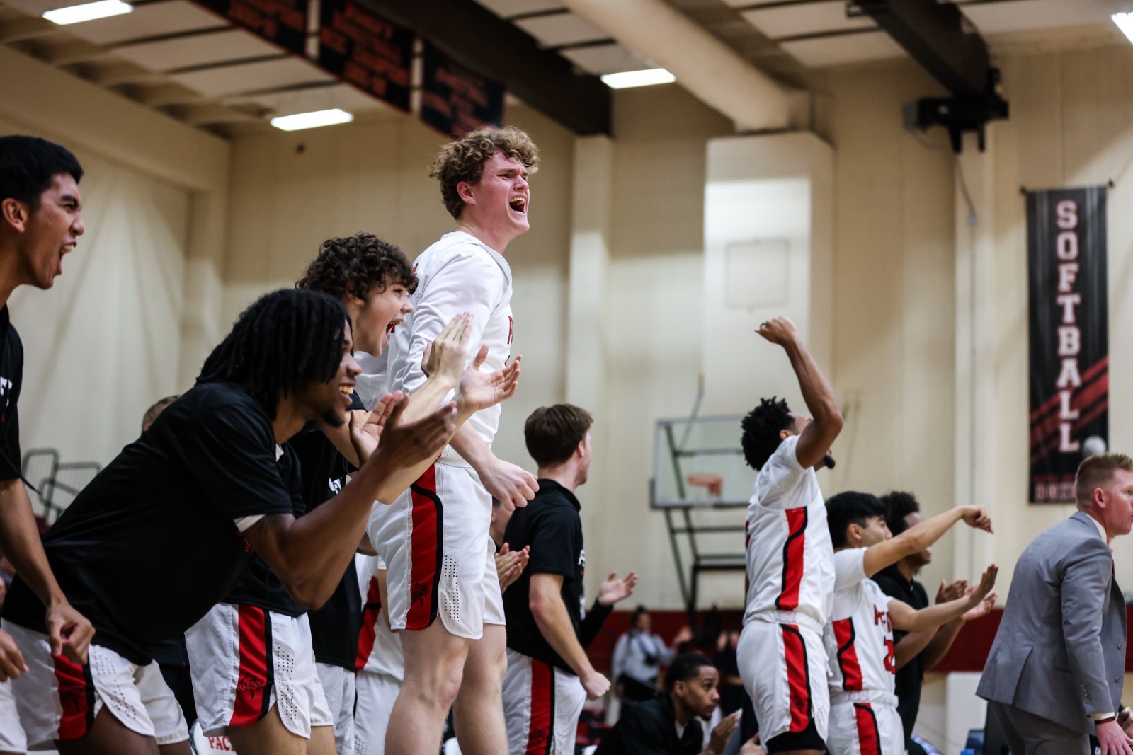 Boxers edge LeTourneau, break three-game losing streak - Pacific ...