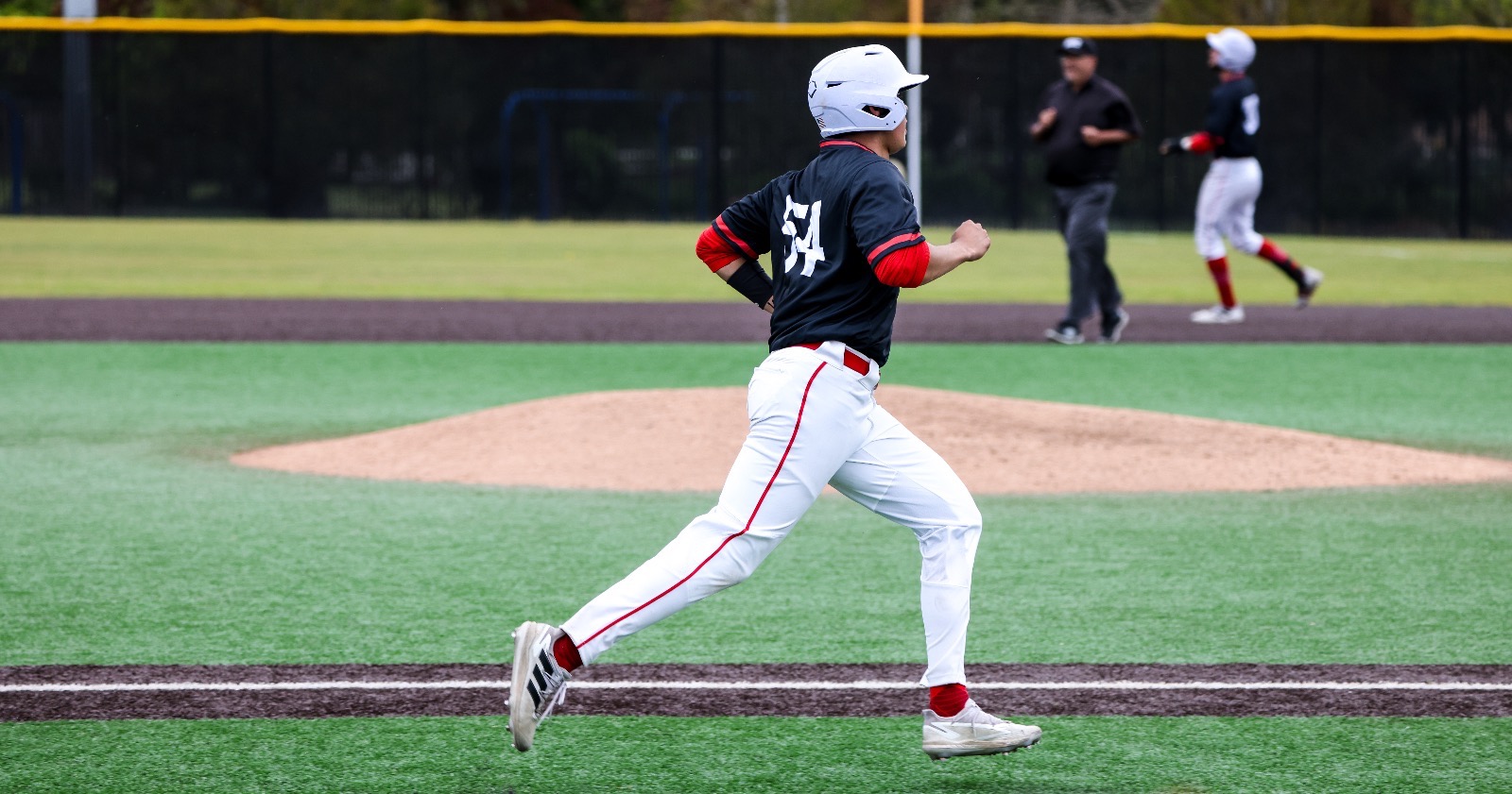 Boxers top Loggers to win series at Puget Sound - Pacific University ...