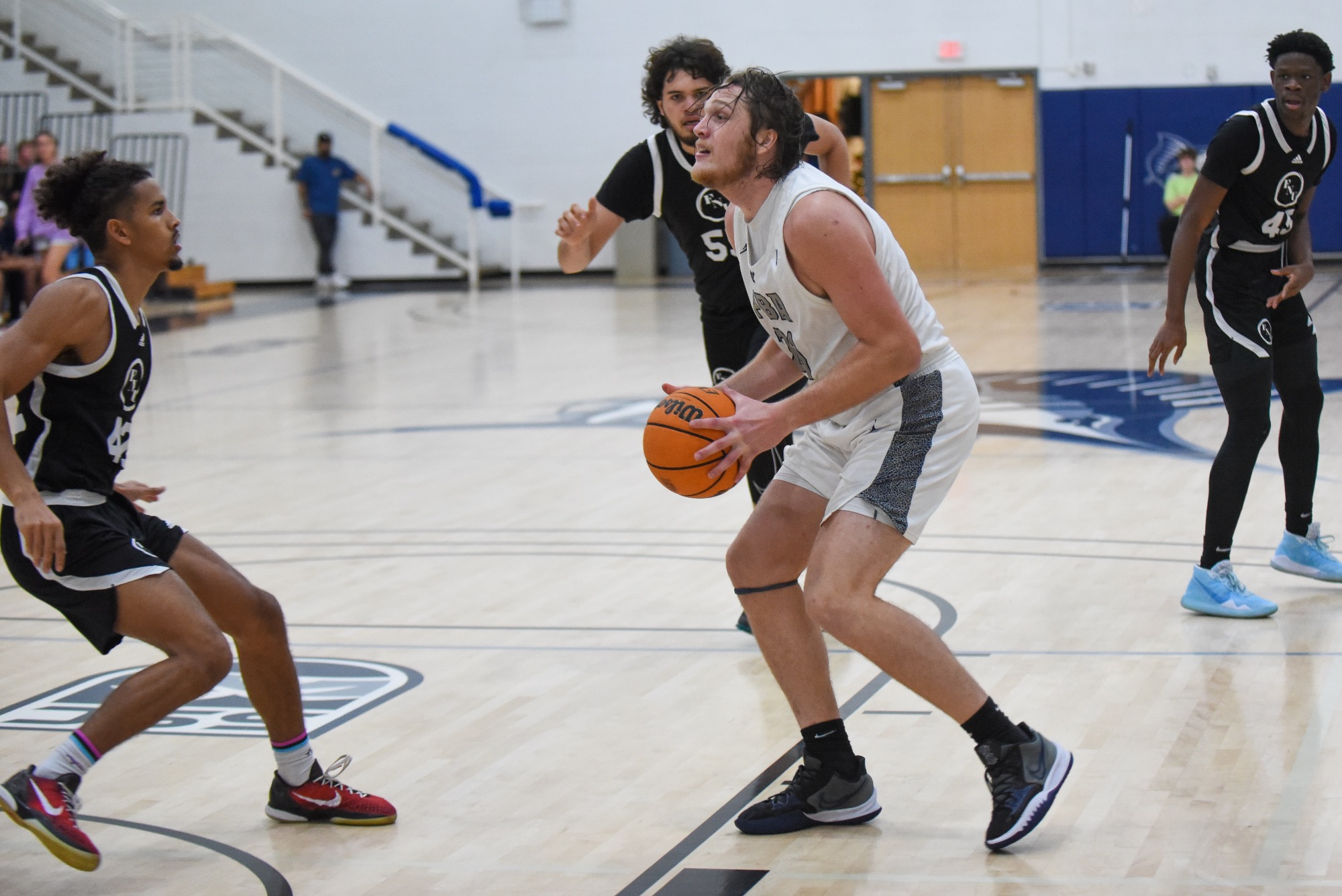 Hester Scores 34 as Men's Basketball Takes Down #23/#18 ERAU - Palm ...
