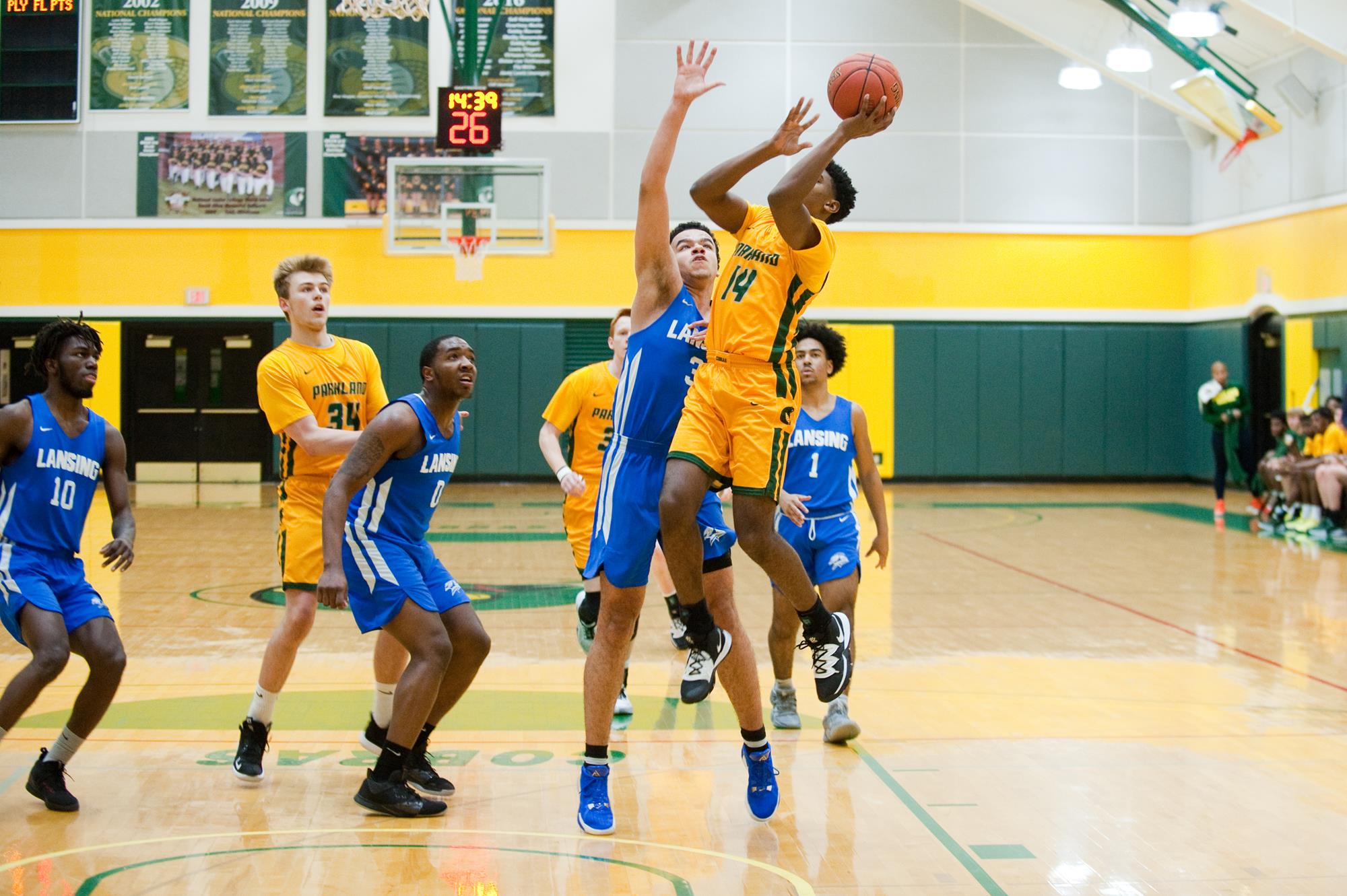 Kamari Kenemore - Men's Basketball - Parkland College Athletics