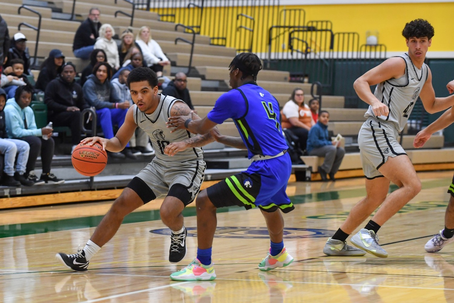 Brylan Phillips - Men's Basketball - Parkland College Athletics