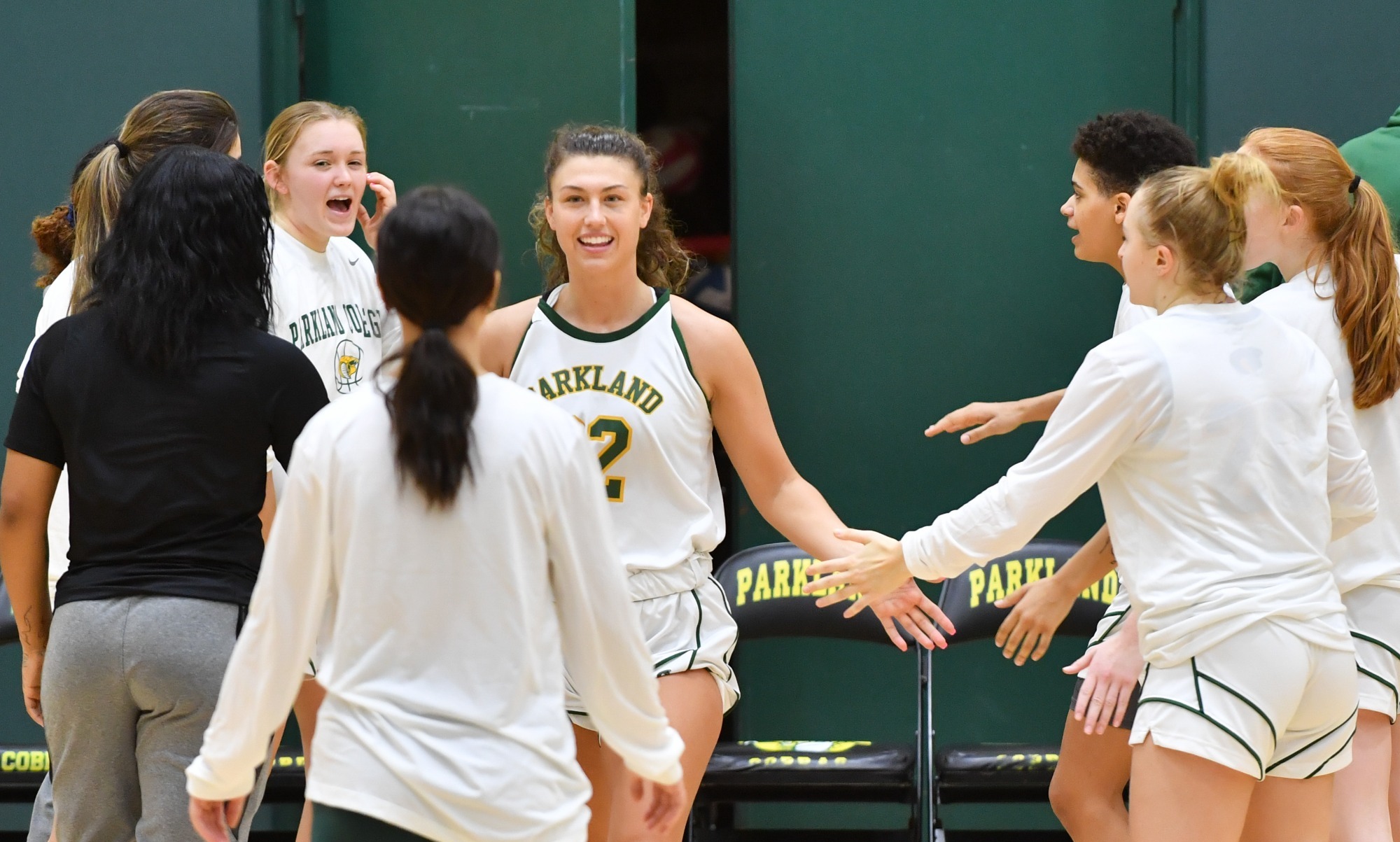 Alyssa Cole Scores 1,000 Career Points - Parkland College Athletics