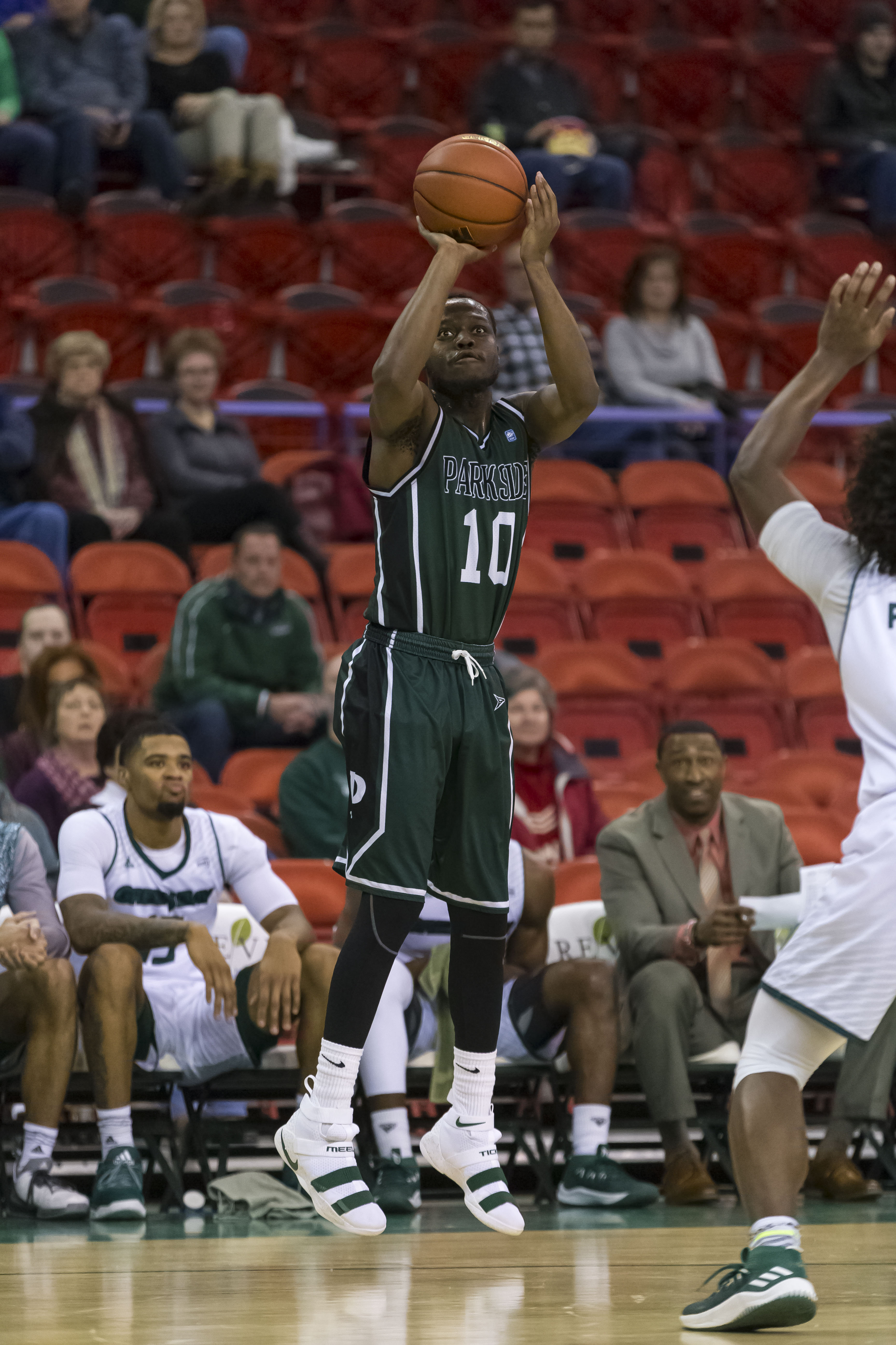 Jameel Moore - Men's Basketball - Parkside Athletics