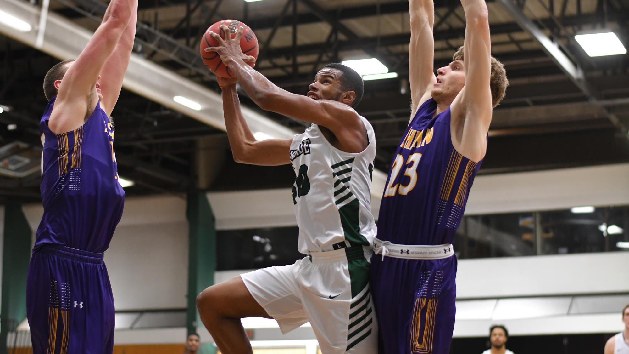 Chavares Flanigan - Men's Basketball - Parkside Athletics