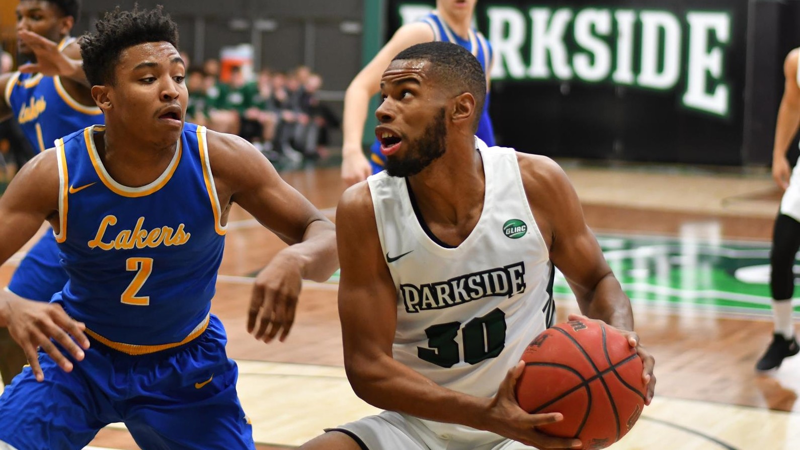 Chavares Flanigan - Men's Basketball - Parkside Athletics