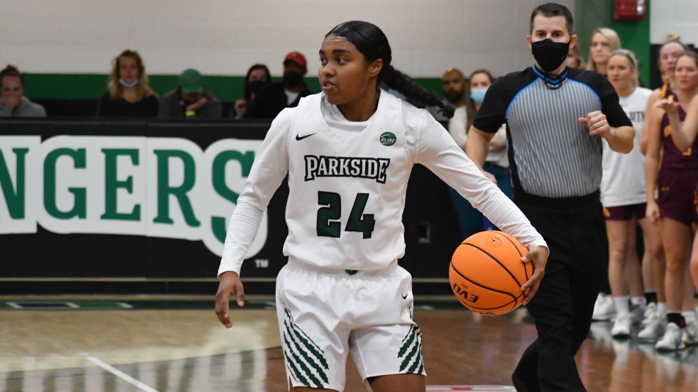 Alexis Vaughn - Women's Basketball - Parkside Athletics