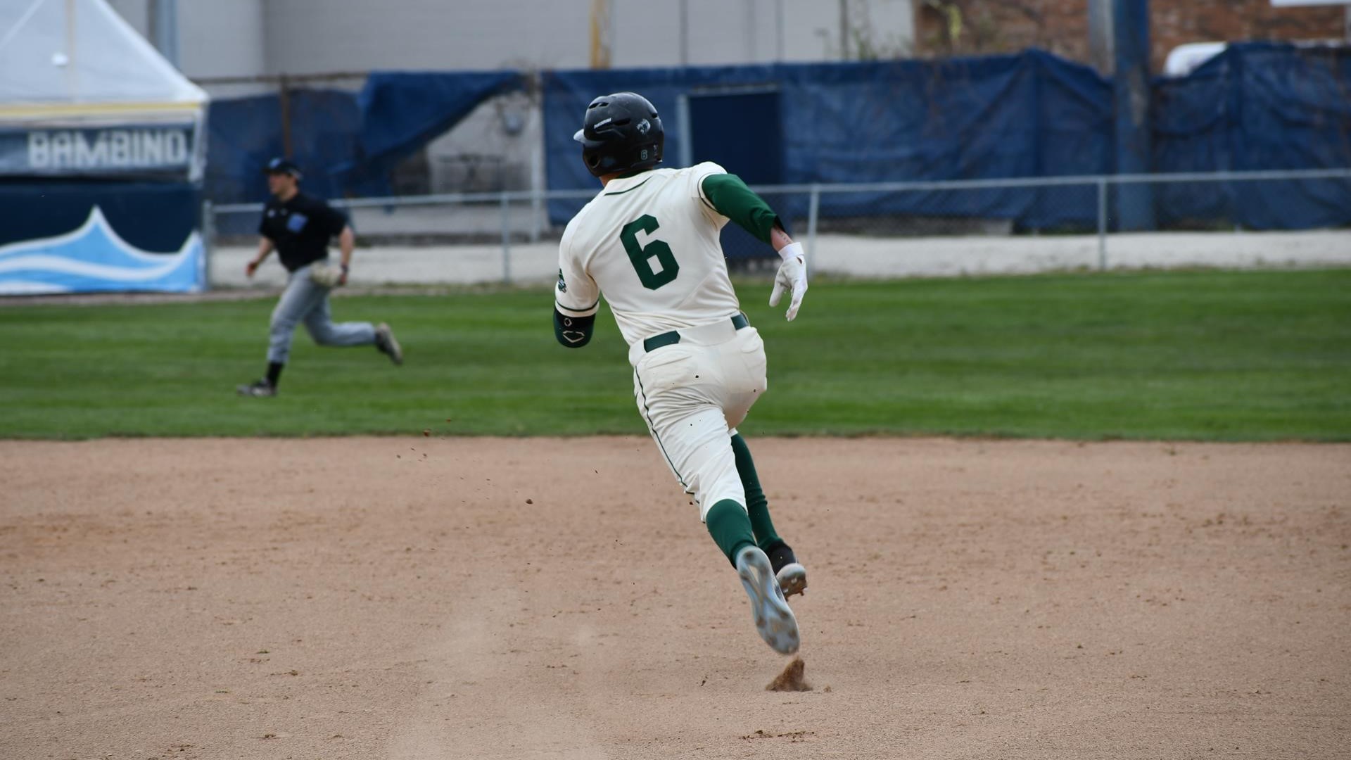 Baseball Falls in Series Finale at Davenport - Parkside Athletics