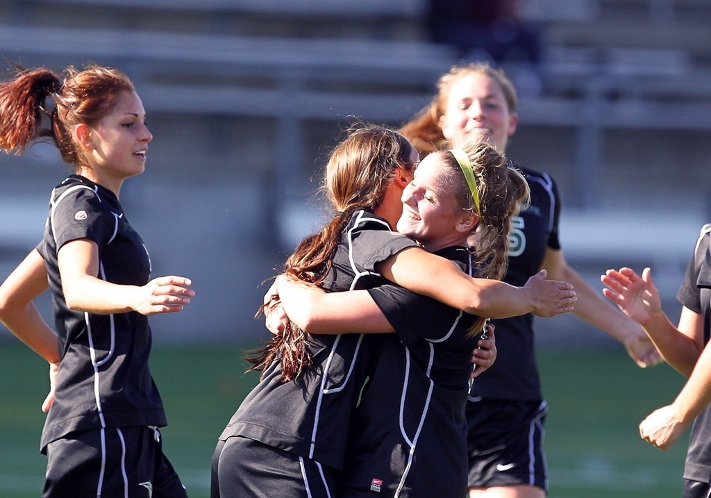 Lynsey Gaines - 2013 - Women's Soccer - Portland State University Athletics