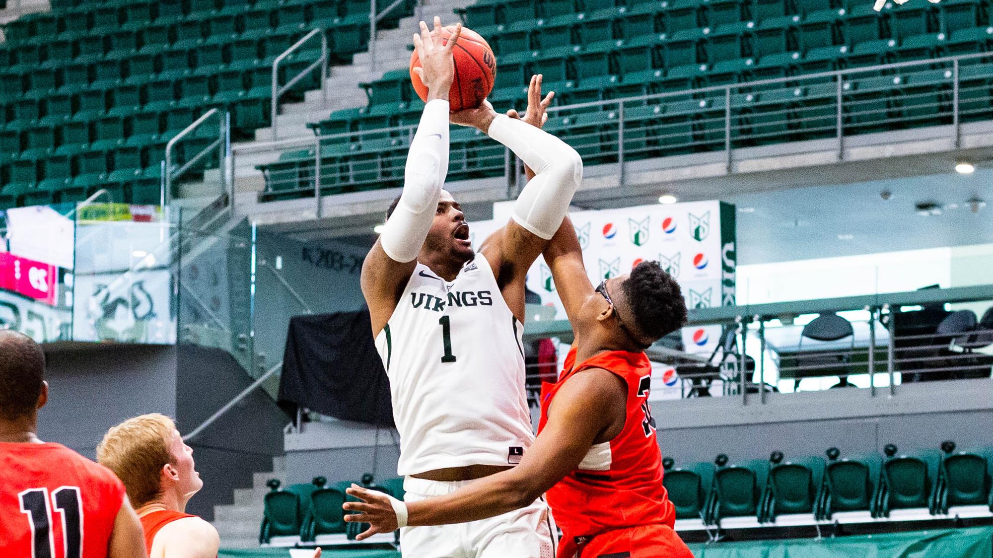 Amari McCray - 2020-21 - Men's Basketball - Portland State University ...