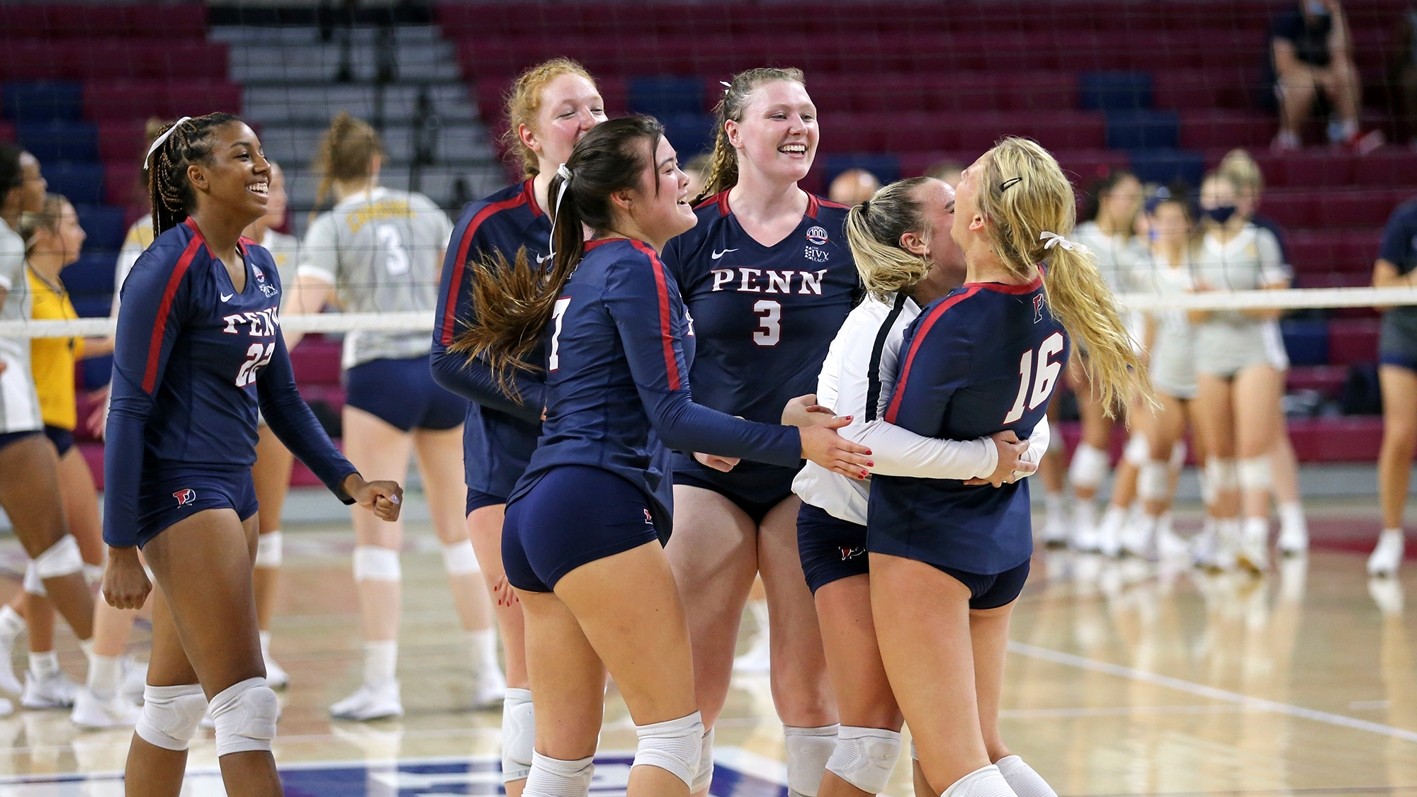 Volleyball Completes Weekend Sweep at The Palestra - University of ...