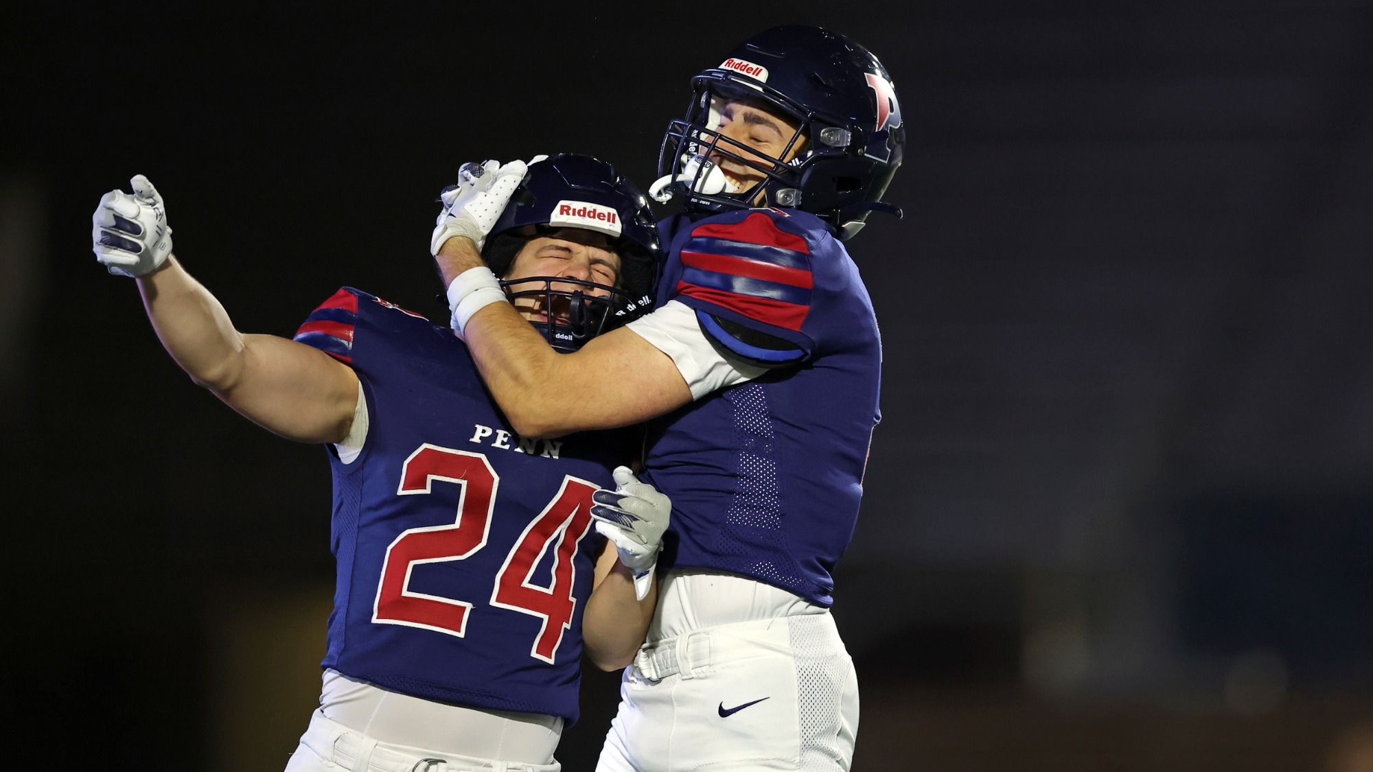 Sprint Football Battles Navy on the Road Friday Night - University of ...