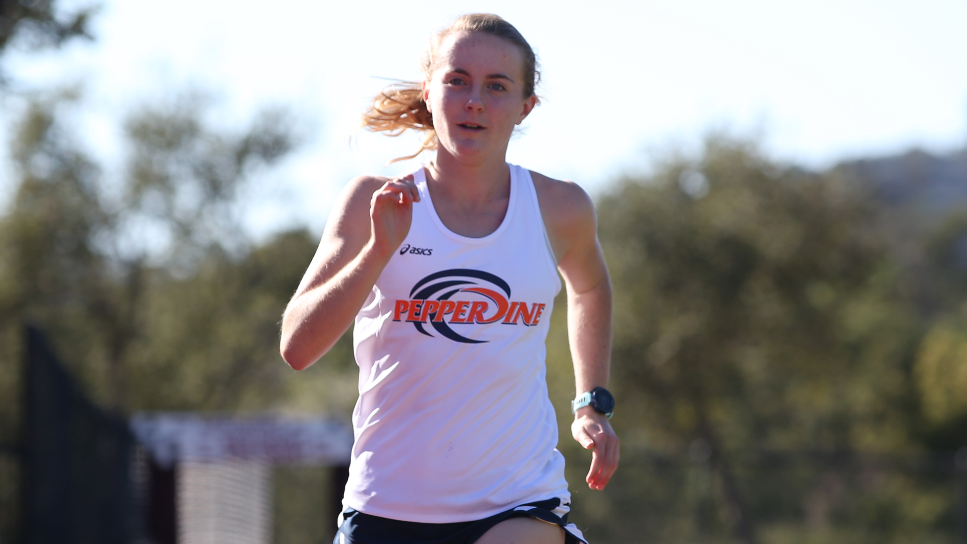 Caroline Archer - Track - Pepperdine University Athletics