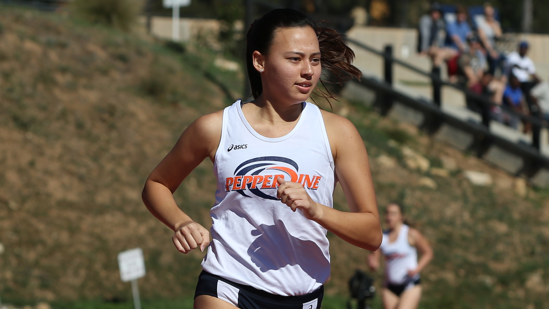 Jessica Hibler - Track - Pepperdine University Athletics