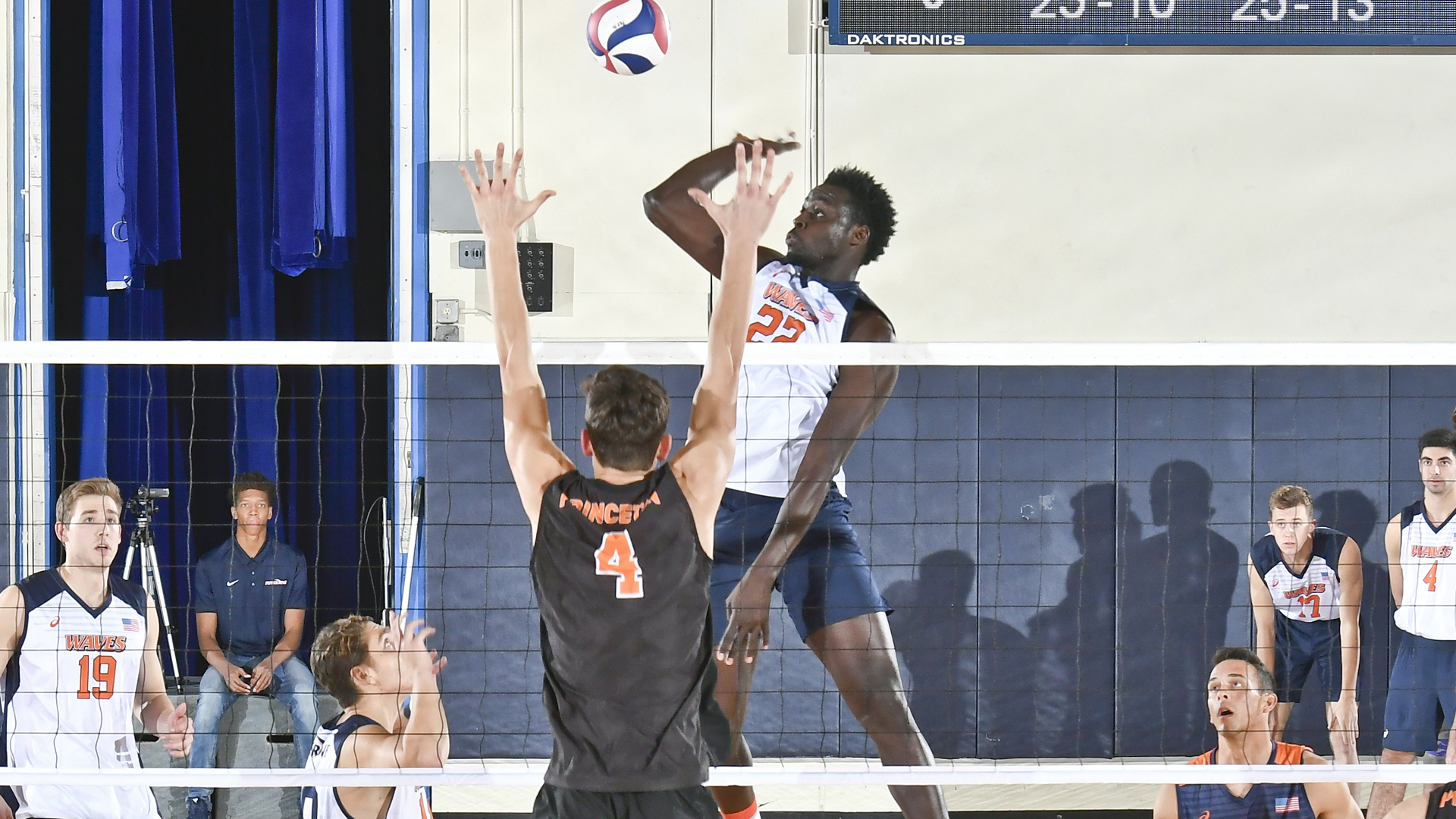 Kevin Vaz - Men's Volleyball - Pepperdine University Athletics