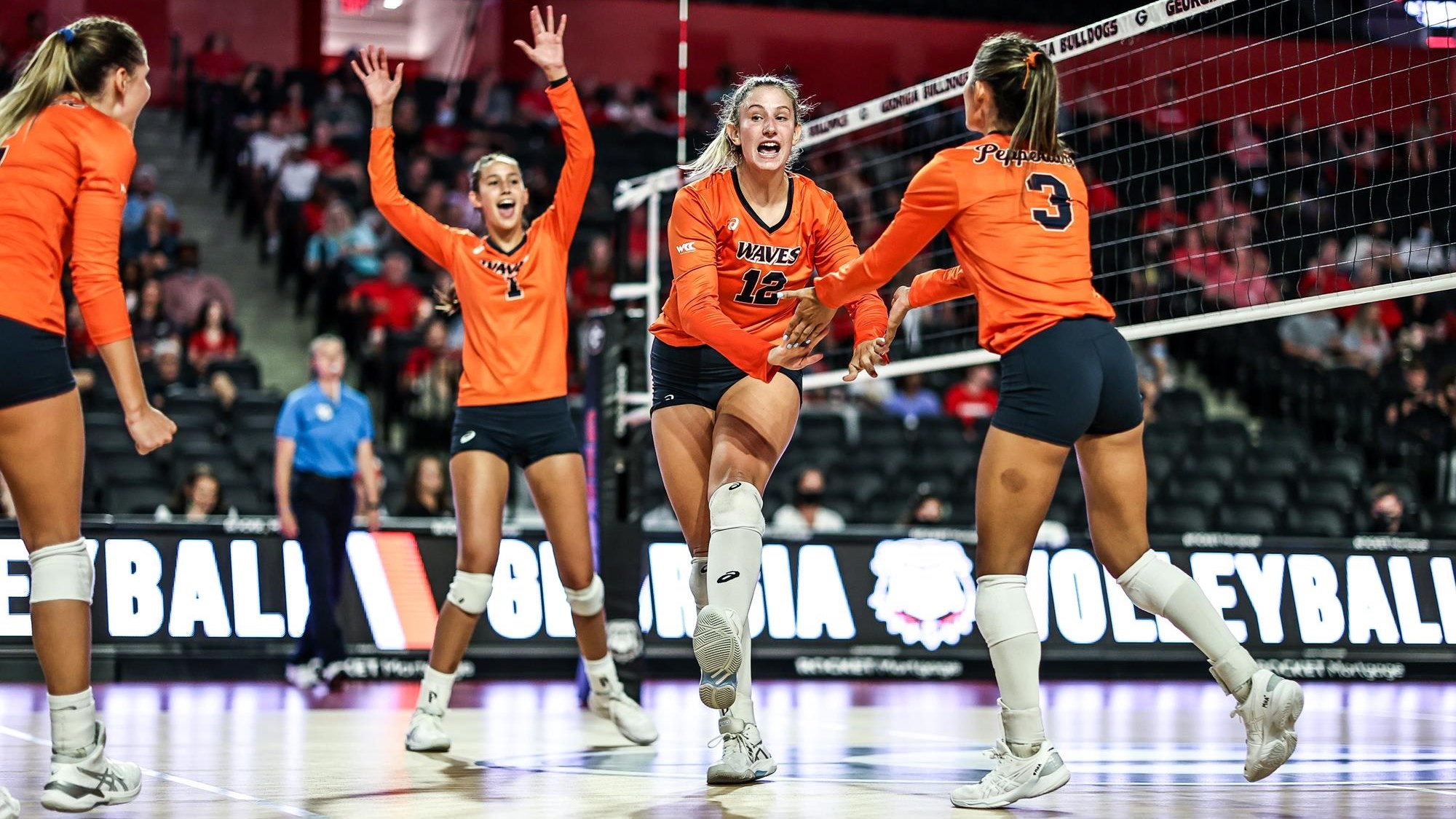 Meg Brown - Women's Volleyball - Pepperdine University Athletics