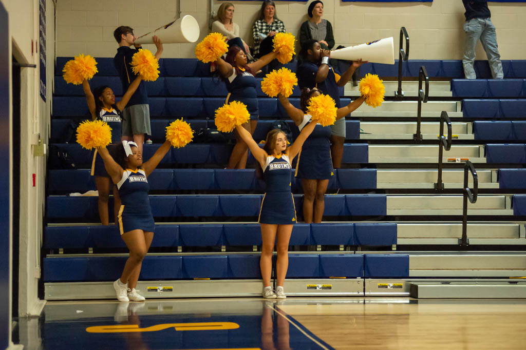 CU Cheer Wins National Competition - Carolina University Athletics