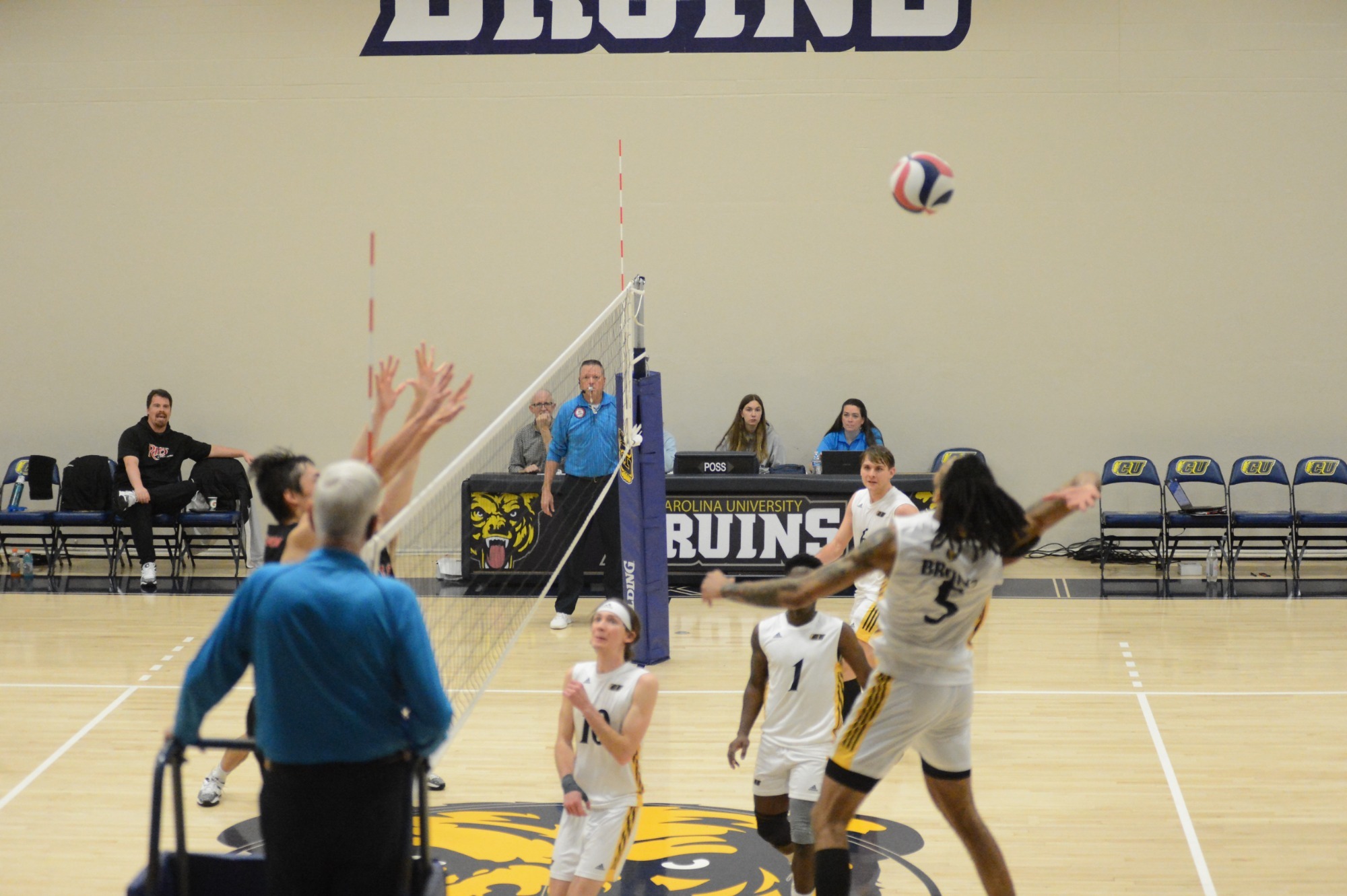 Raheem Thomas - Men's Volleyball - Carolina University Athletics