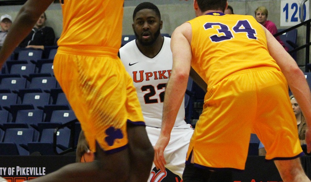 Christian Leach - Men's Basketball - UPIKE Athletics