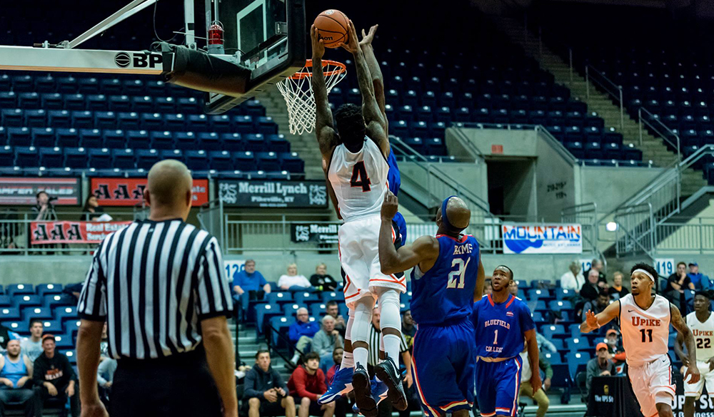 Desmond Medder - Men's Basketball - UPIKE Athletics