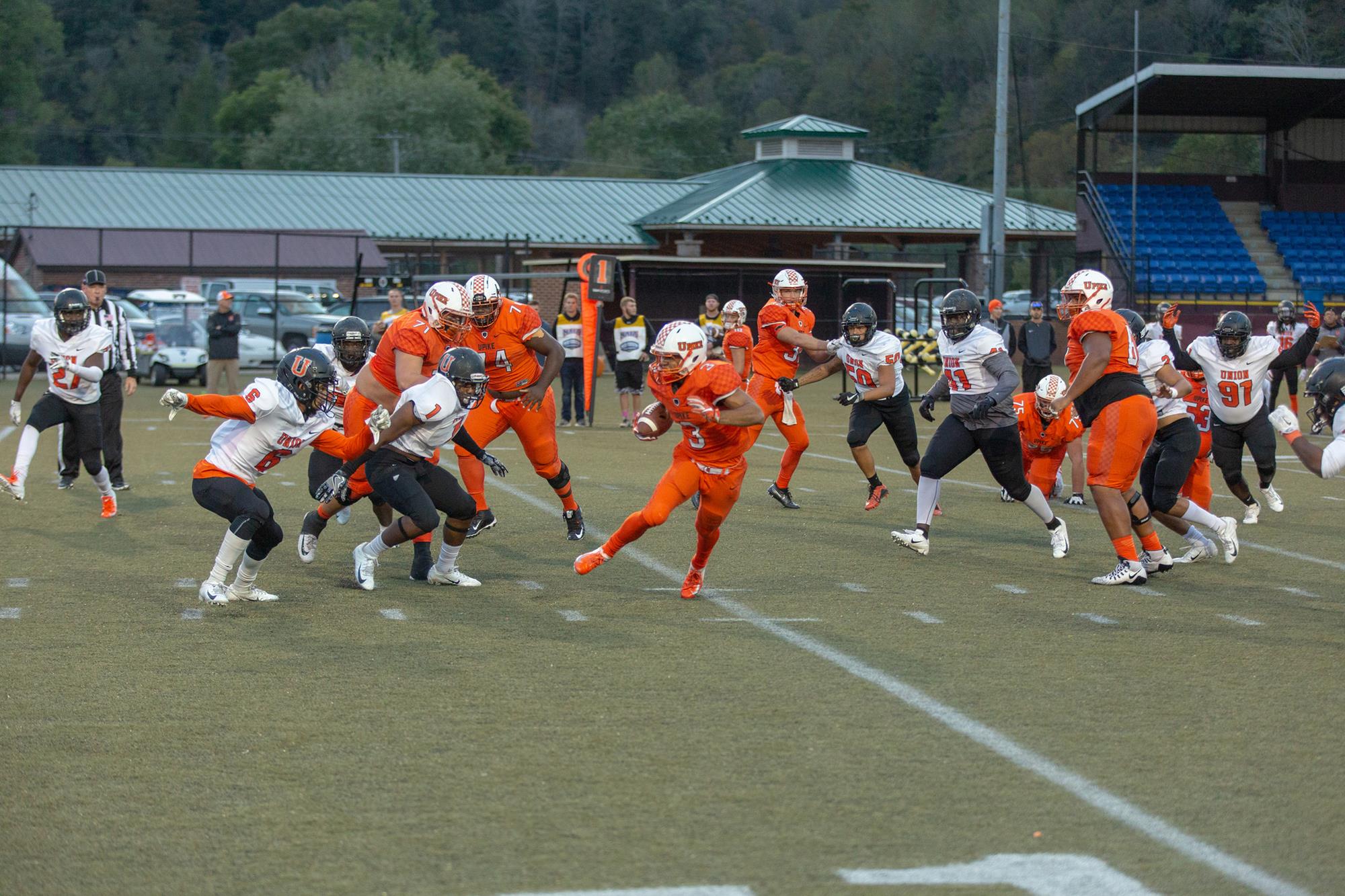 Xondre Willis - Football - UPIKE Athletics