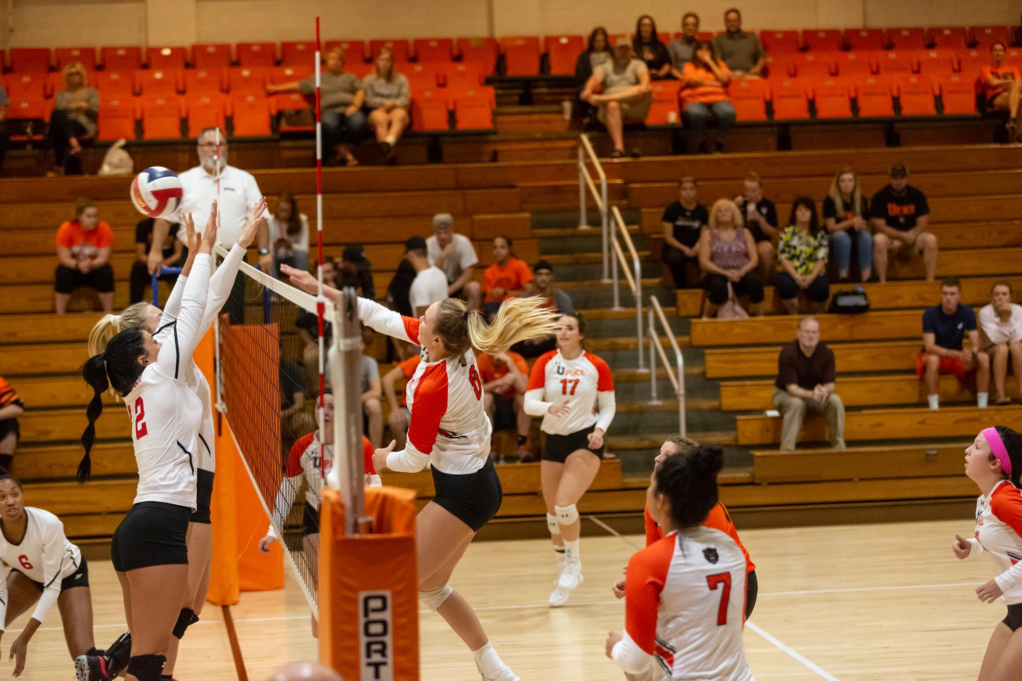 Amanda Gooding - Volleyball - UPIKE Athletics