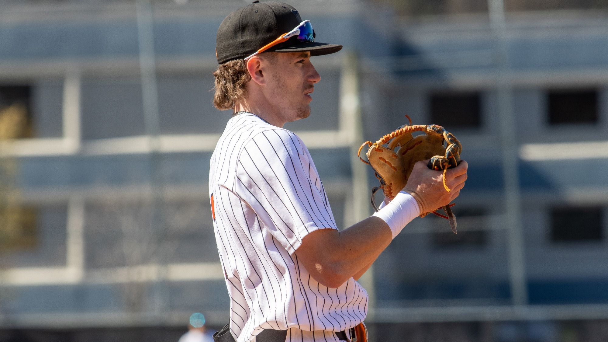 9-run inning gives Bears sweep of KCU - UPIKE Athletics