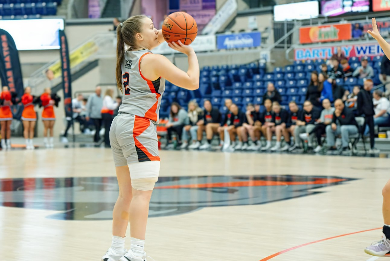 Stone's career high leads Bears to sixth straight win - UPIKE Athletics