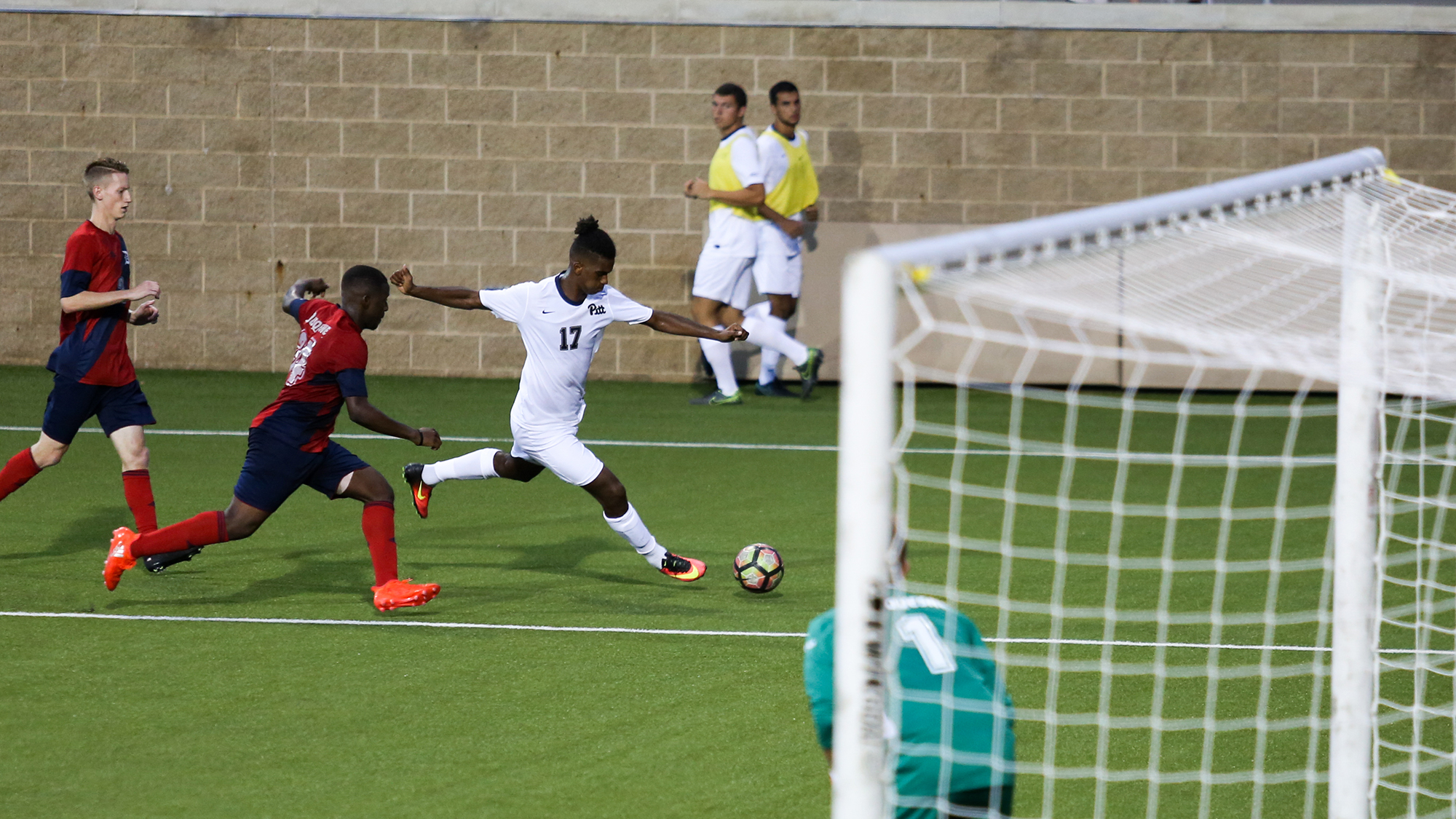 Kevin Angulo - Men's Soccer - Pitt Panthers #H2P