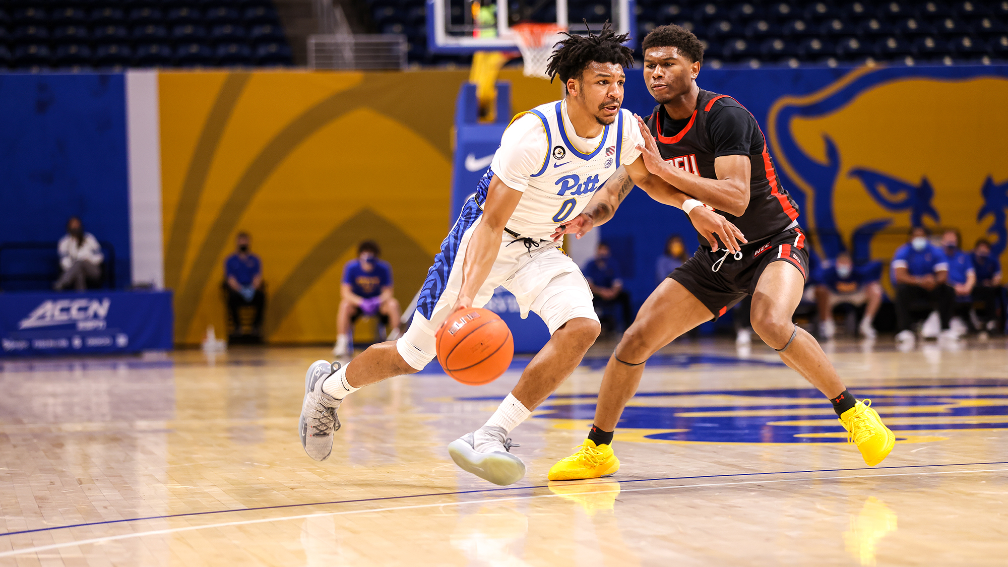 Ithiel Horton - Men's Basketball - Pitt Panthers #H2P