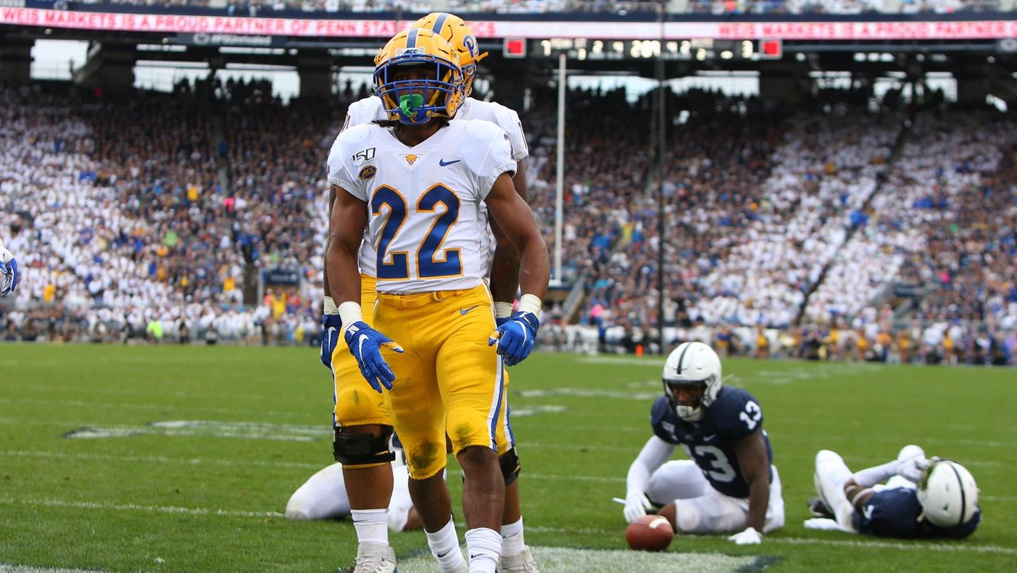 Vincent Davis - Football - Pitt Panthers #H2P