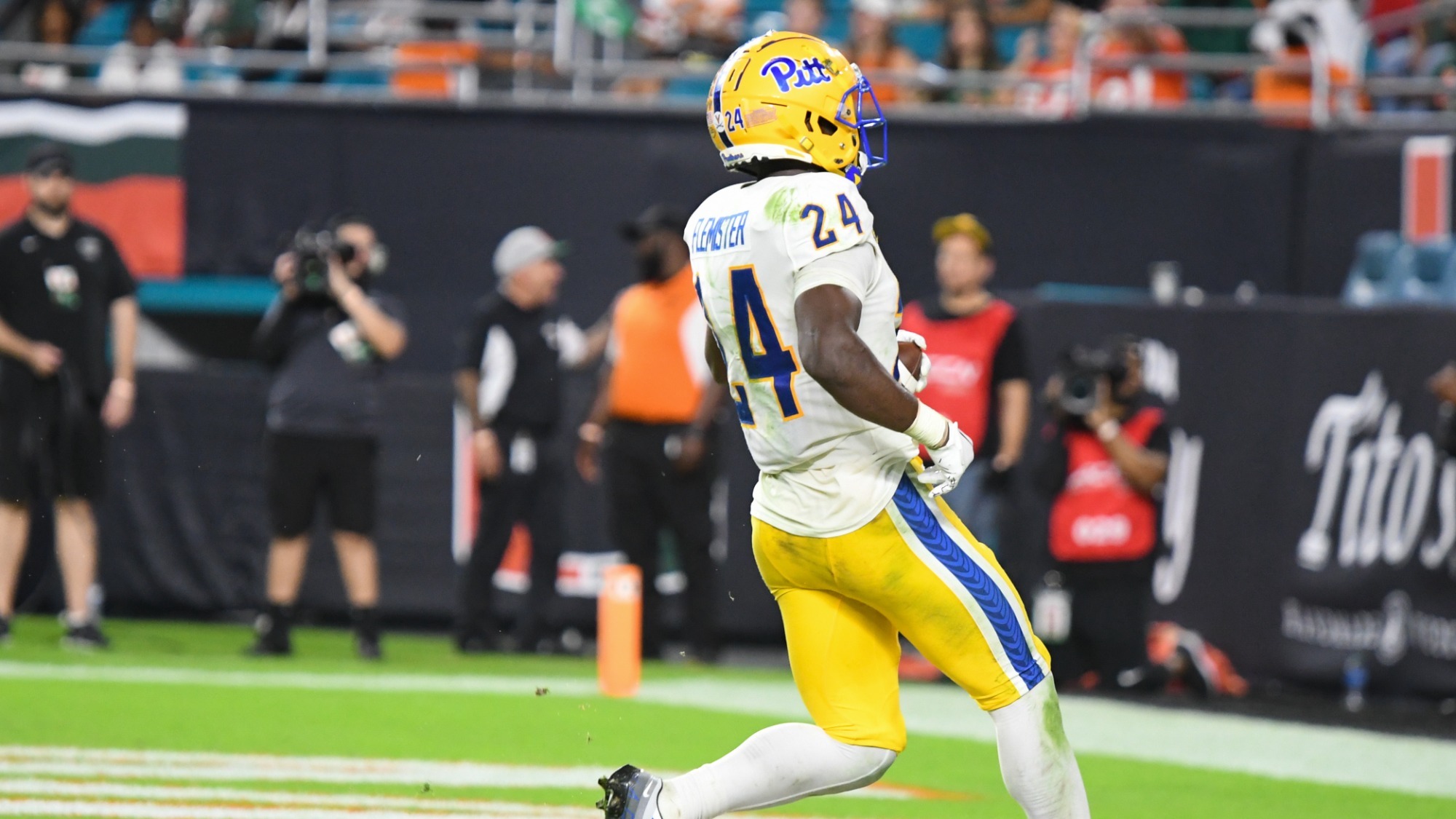 C'Bo Flemister - Football - Pitt Panthers #H2P