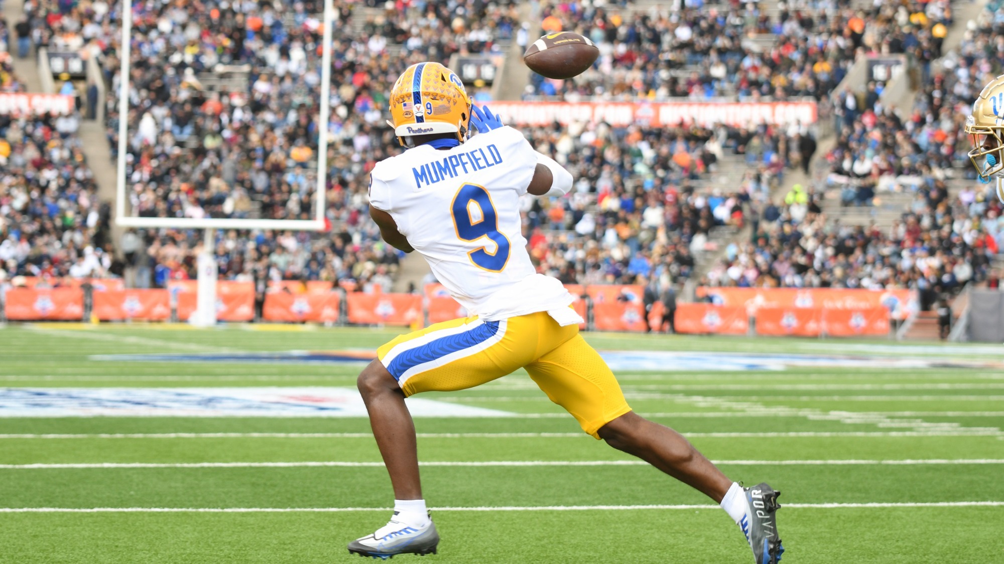 Konata Mumpfield - Football - Pitt Panthers #H2P