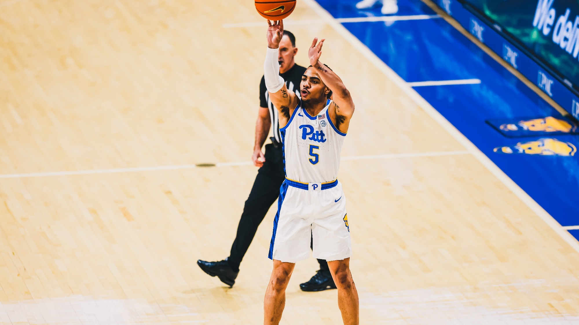 Ishmael Leggett - Men's Basketball - Pitt Panthers #H2P