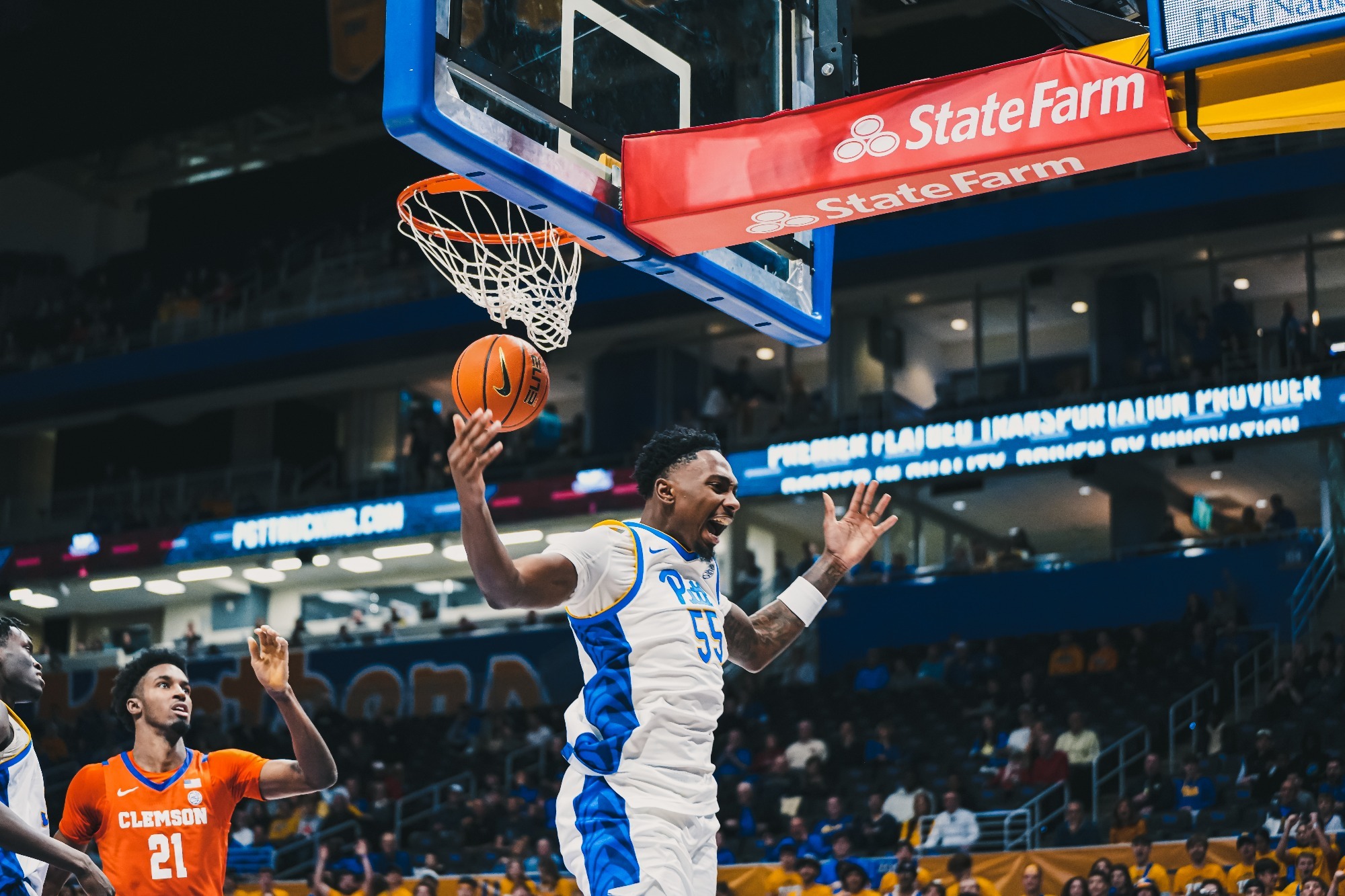 Zack Austin - Men's Basketball - Pitt Panthers #H2P